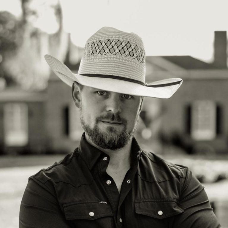 Micas – Restaurant & Pub